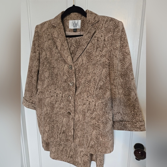 Le Suit | Jackets & Coats | Vintage Le Suit Snake Skin Print Suit ...